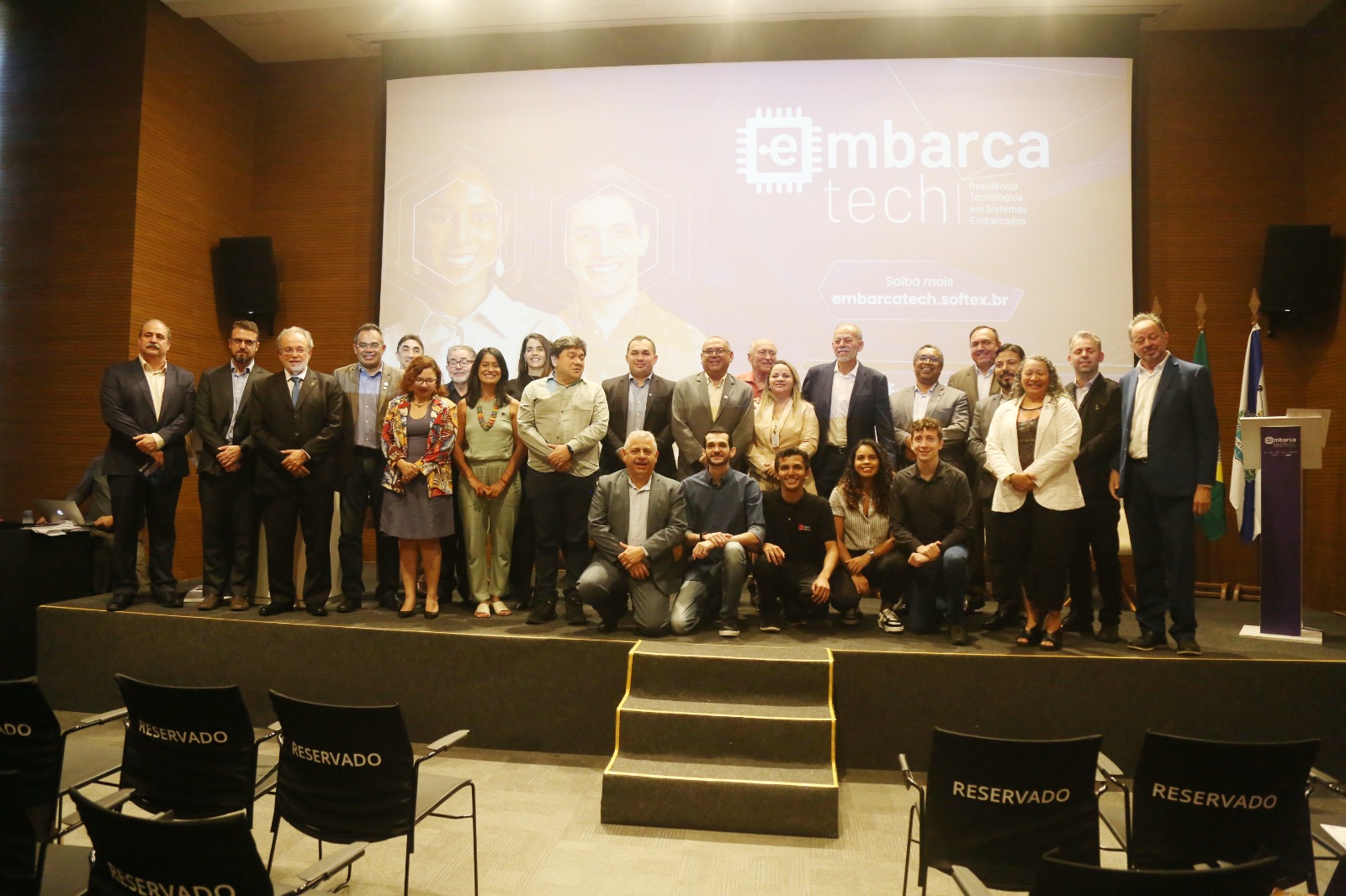 Embarcatech irá formar 6 mil profissionais para atuar no mercado de tecnologia - Secretaria da ...